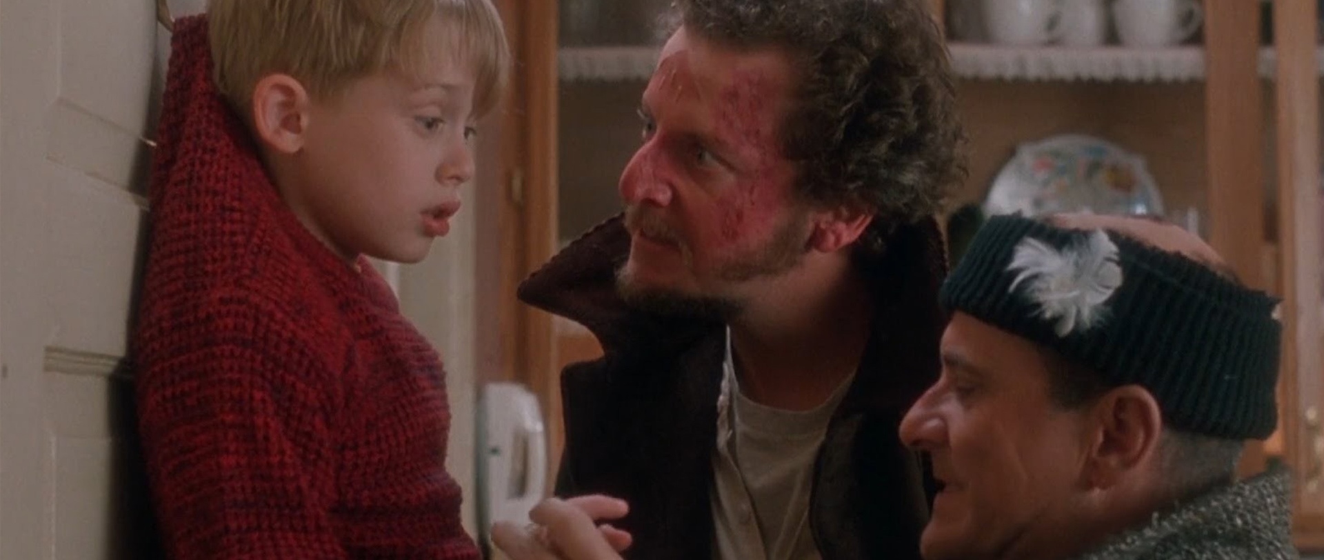 Home Alone [35th Anniversary] Showtimes & Tickets | Royal Cinemas ...